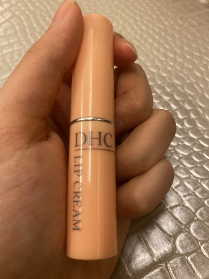 Keeley Tse - [DHC] 純欖護唇膏 | @cosme