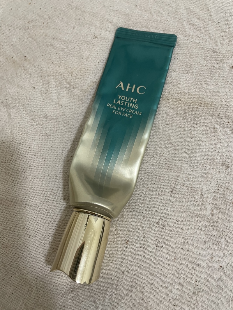 winnieyen - [AHC] 逆時空EGF超緊致全臉眼霜 | @cosme