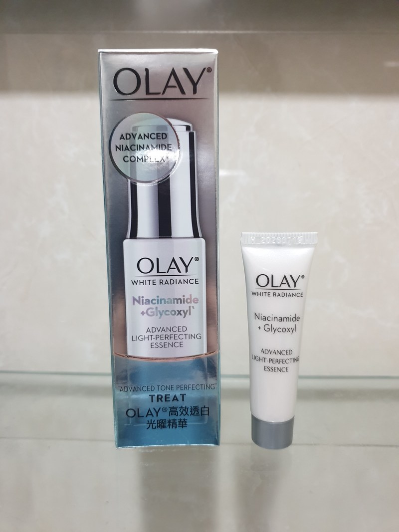 何妮妮 - [OLAY 歐蕾] 高效透白光塑淡斑精華 | @cosme