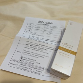 程樂樂 - [LoFreys 洛妃思] 茶花淨膚天然洗面露 | @cosme