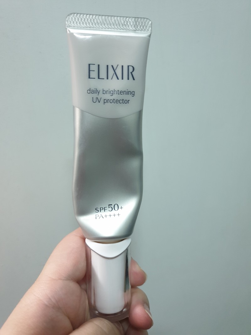 何妮妮 - [ELIXIR 怡麗絲爾] 淨白多效美肌乳WT+ | @cosme