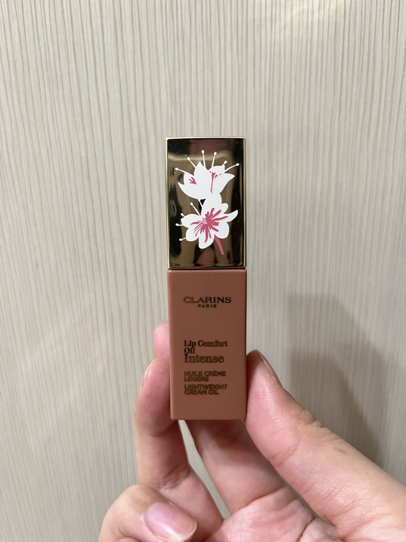 眼中的銀河 - [CLARINS 克蘭詩] 釉光植萃美唇油 | @cosme