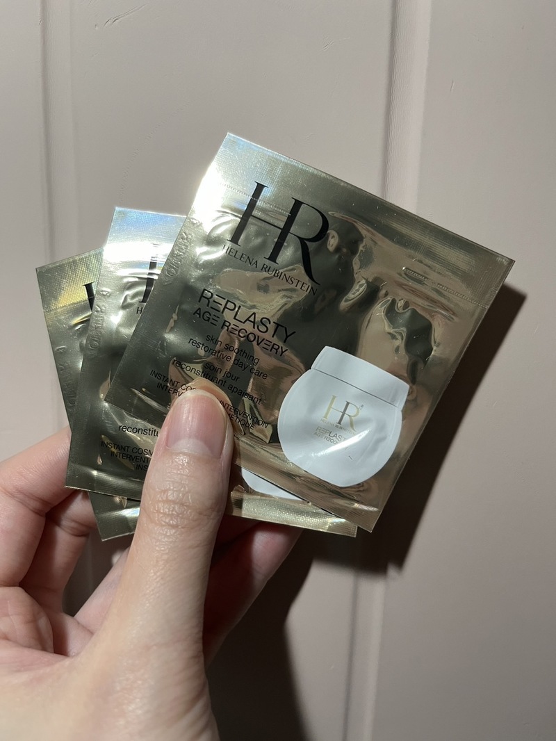 Abby wu - [Helena Rubinstein 赫蓮娜] 白繃帶修護乳霜 | @cosme