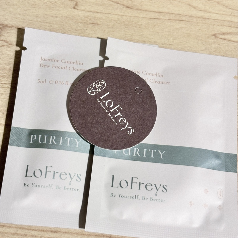 Lilinpolly - [LoFreys 洛妃思] 茶花淨膚天然洗面露 | @cosme